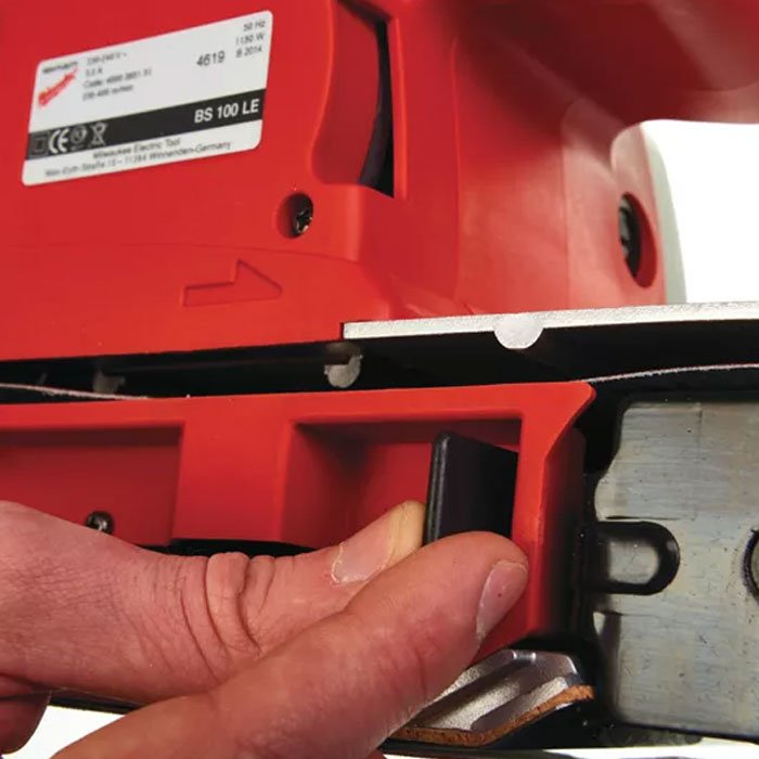 Milwaukee BS 100 LE Bandschuurmachine - BJC Tools